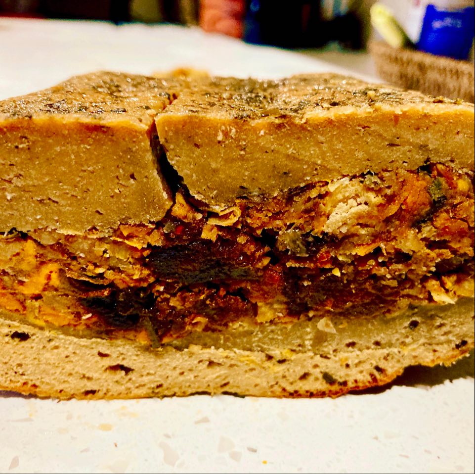 Plant-based roast with stuffing: recipe and serving ideas – That ...